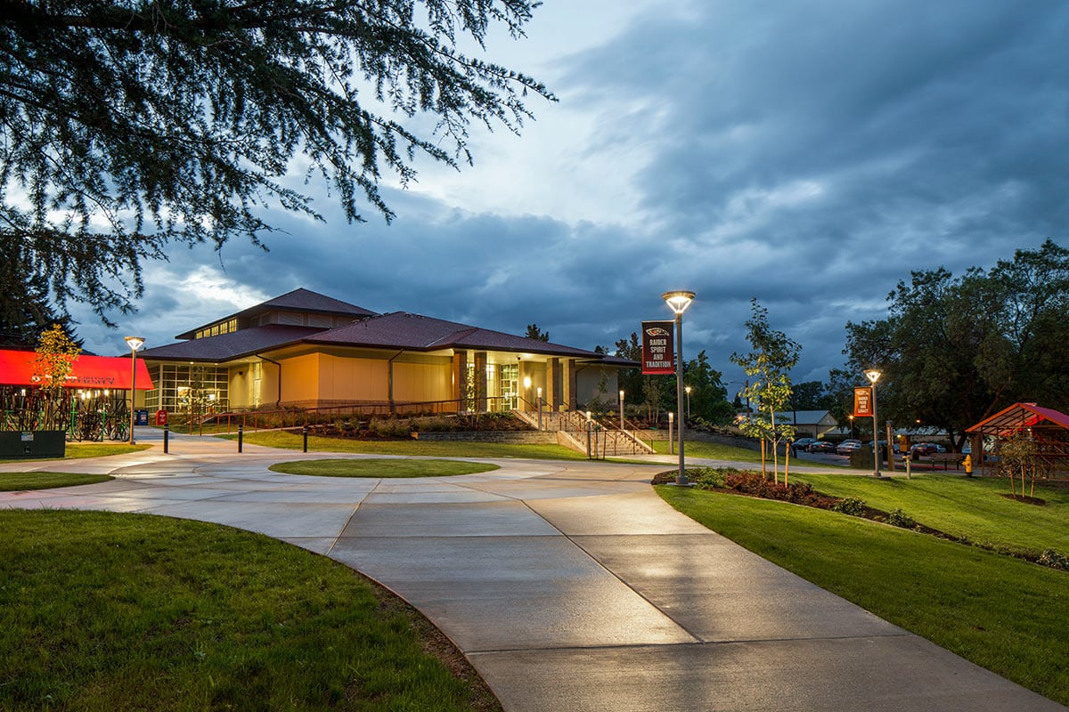 Campus Dining - University Housing at SOU